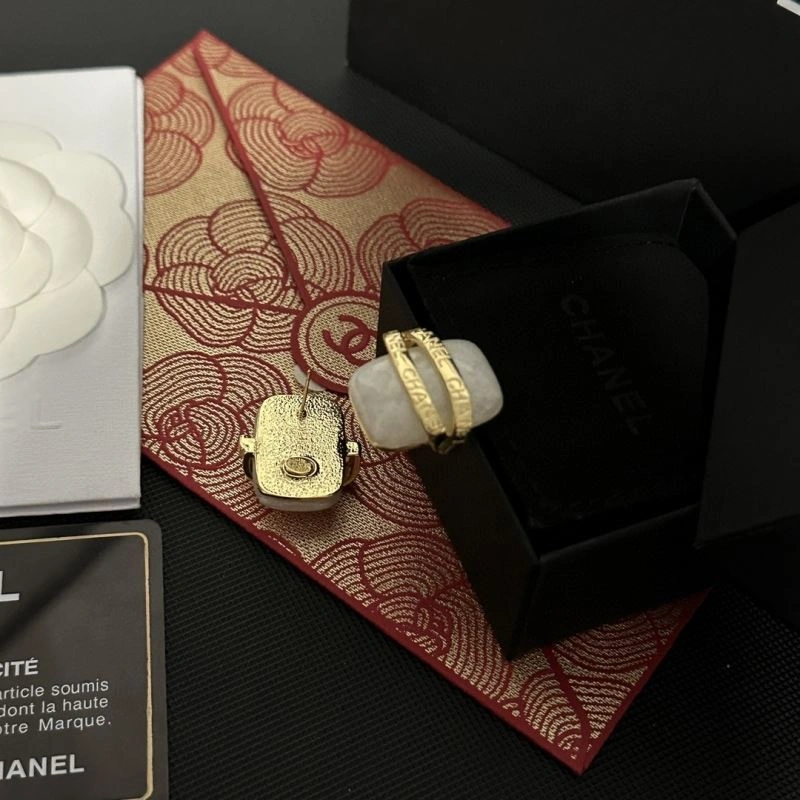 High fidelity Chanel Earrings