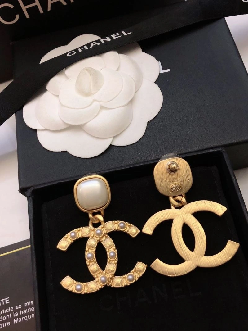 High accuracy Chanel Earrings