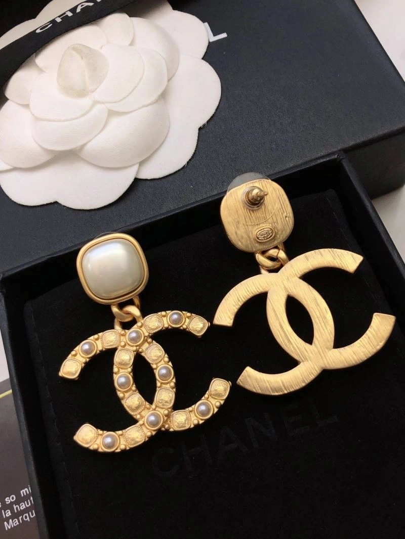 High accuracy Chanel Earrings