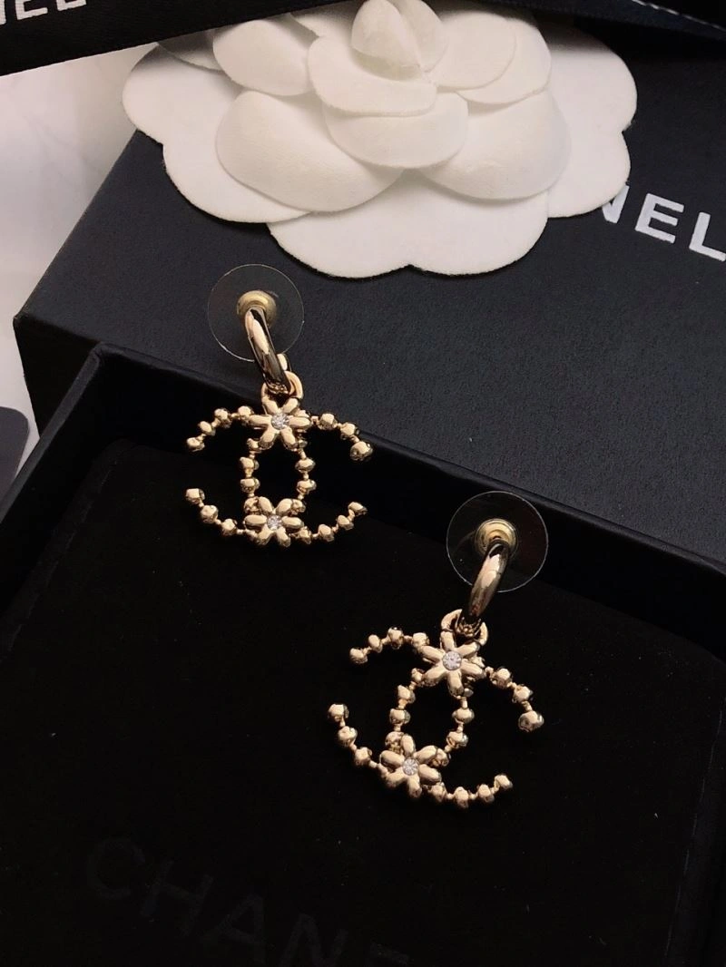 Top match Chanel Earrings