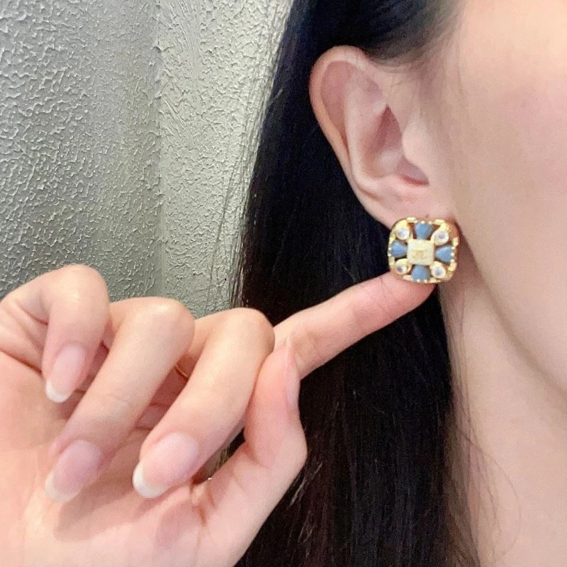 Legit Chanel Earrings