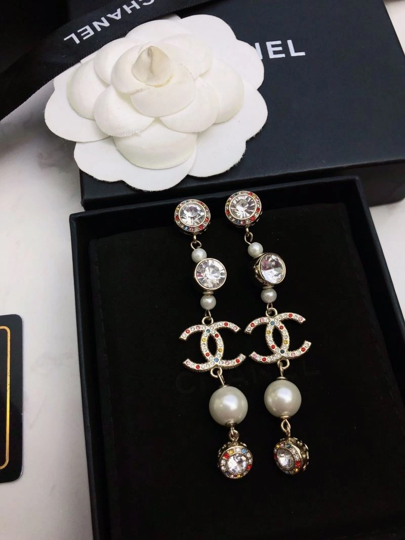 Top match Chanel Earrings