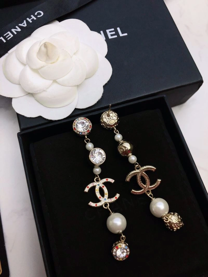 Top match Chanel Earrings