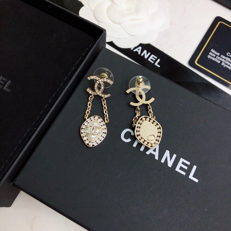 High fidelity Chanel Earrings