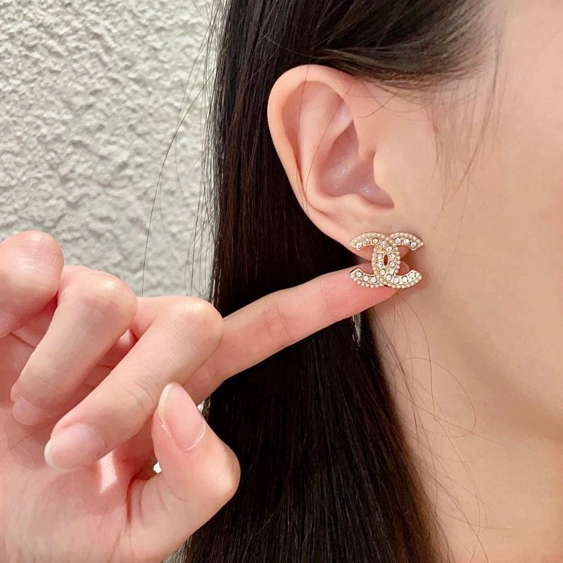 Low-cost Chanel Earrings