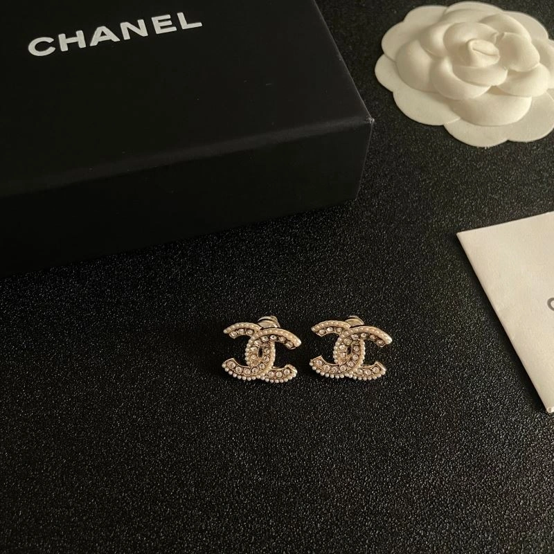 Low-cost Chanel Earrings