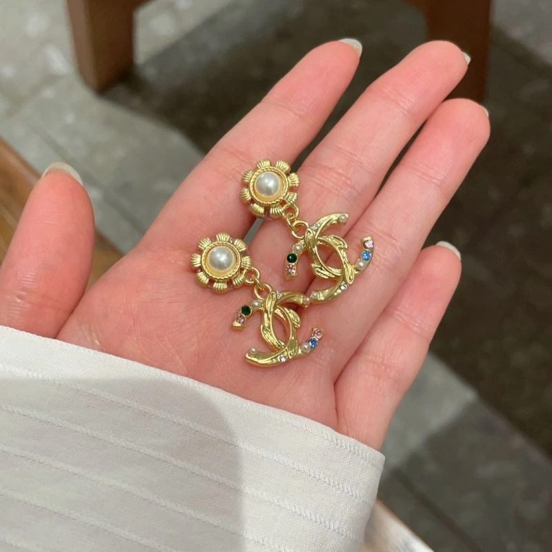 Accurate model Chanel Earrings