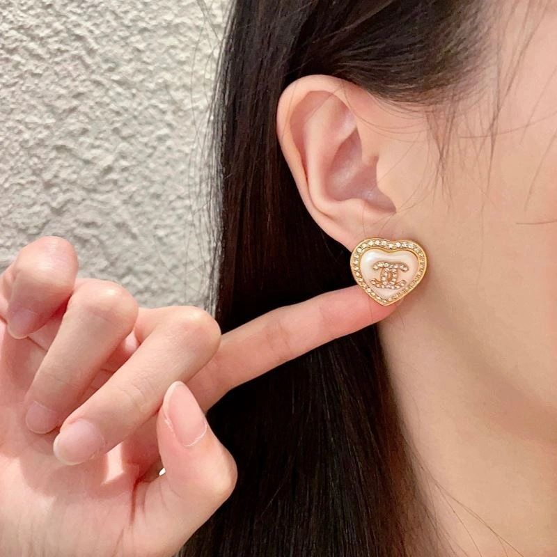 Accurate model Chanel Earrings