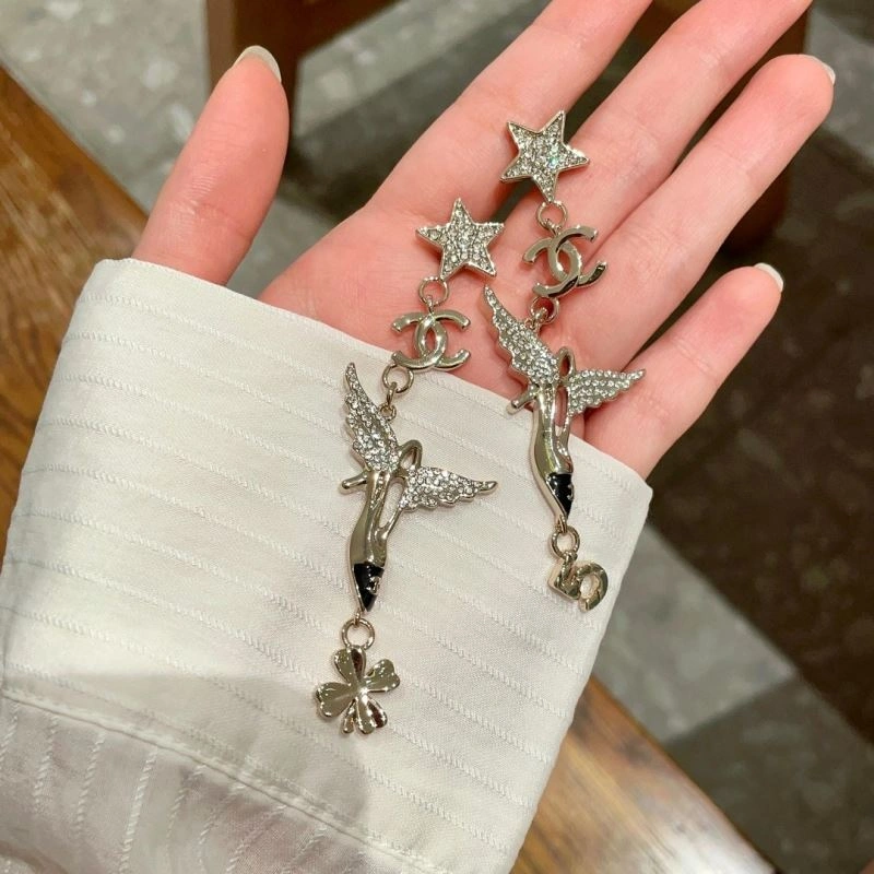 High accuracy Chanel Earrings