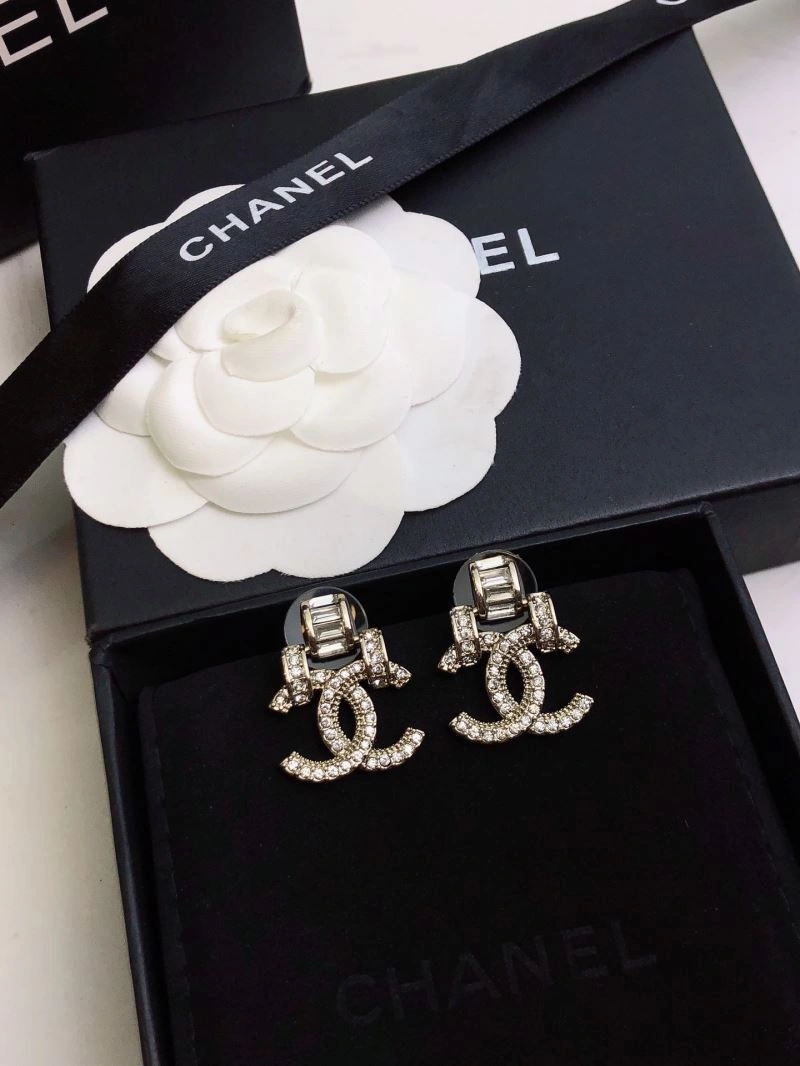 Top mirror Chanel Earrings