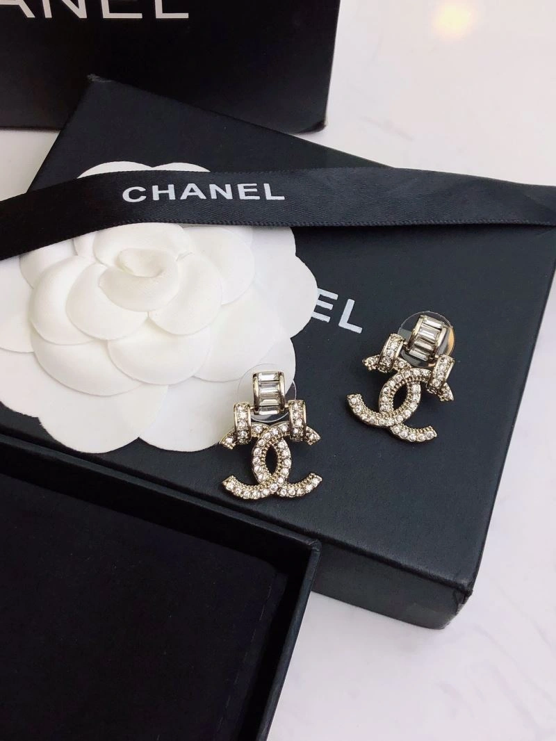 Top mirror Chanel Earrings