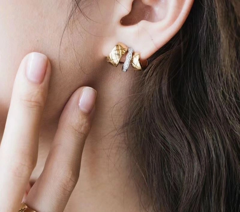 Accurate model Chanel Earrings