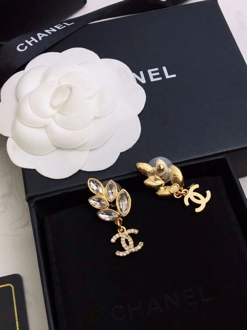 Low-cost Chanel Earrings