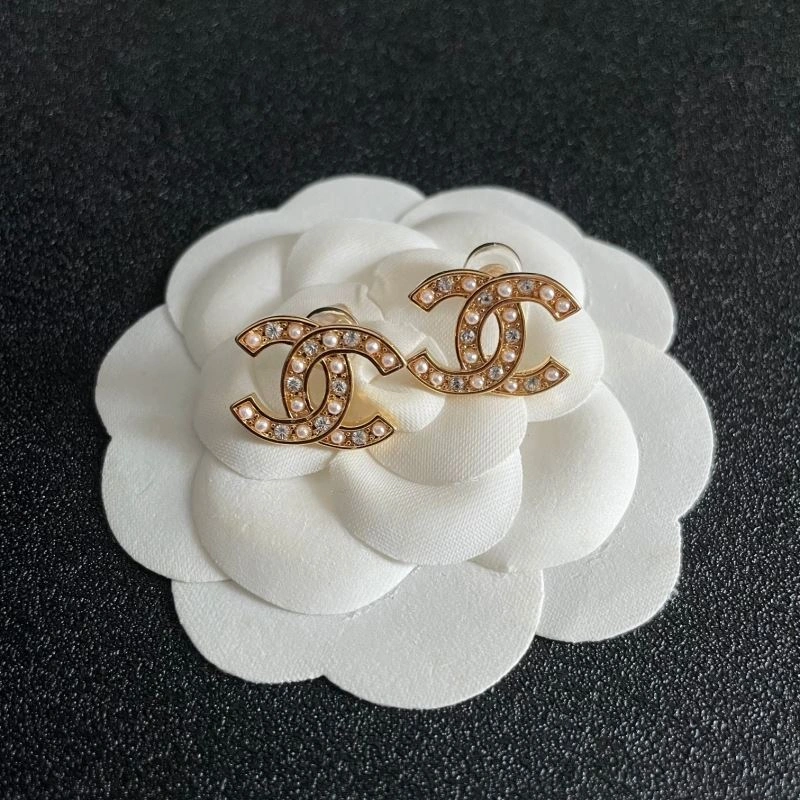 Low-cost Chanel Earrings