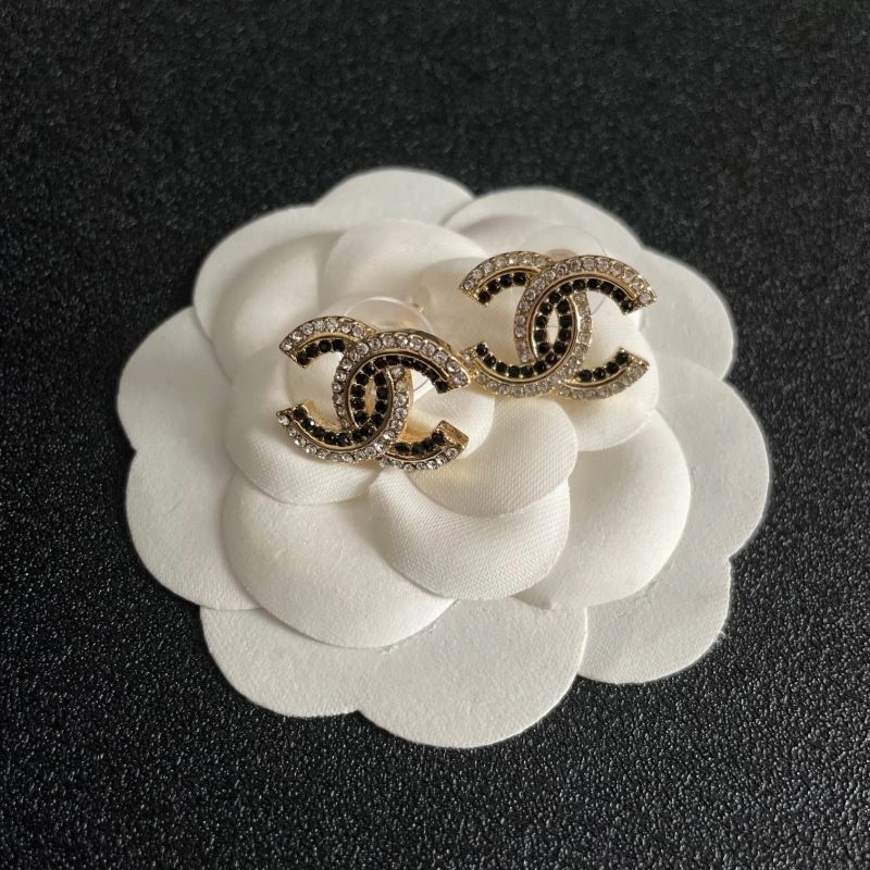 High accuracy Chanel Earrings