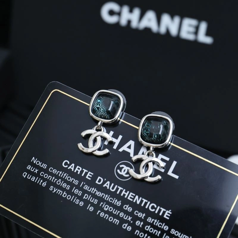 Top match Chanel Earrings