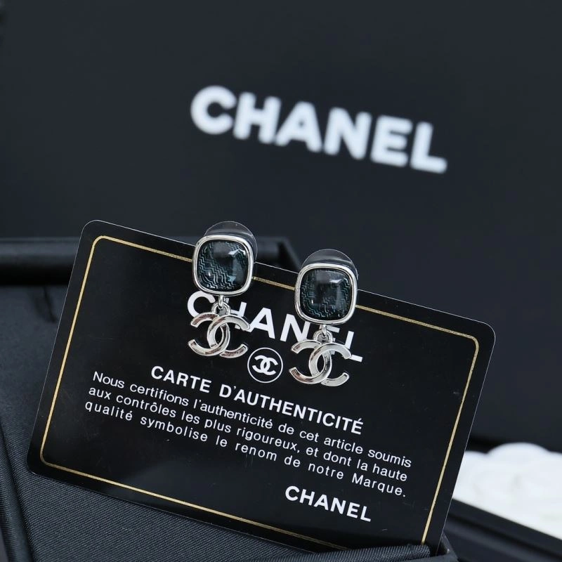 Top match Chanel Earrings