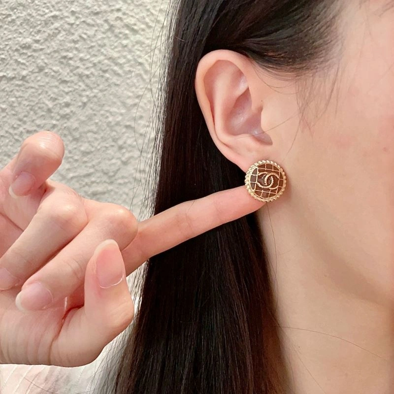 Top match Chanel Earrings