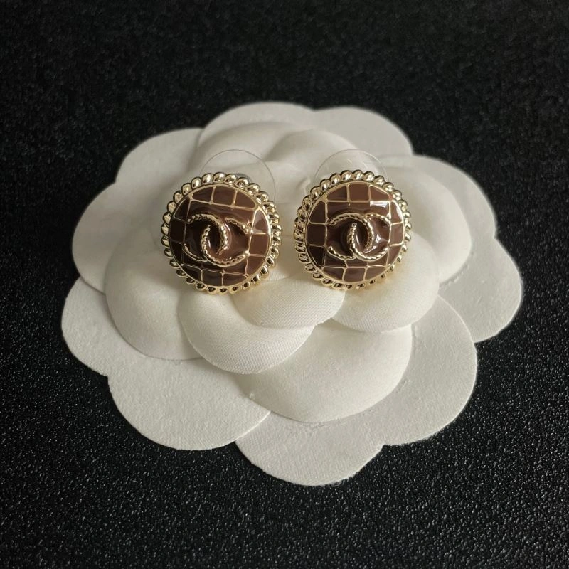 Top match Chanel Earrings