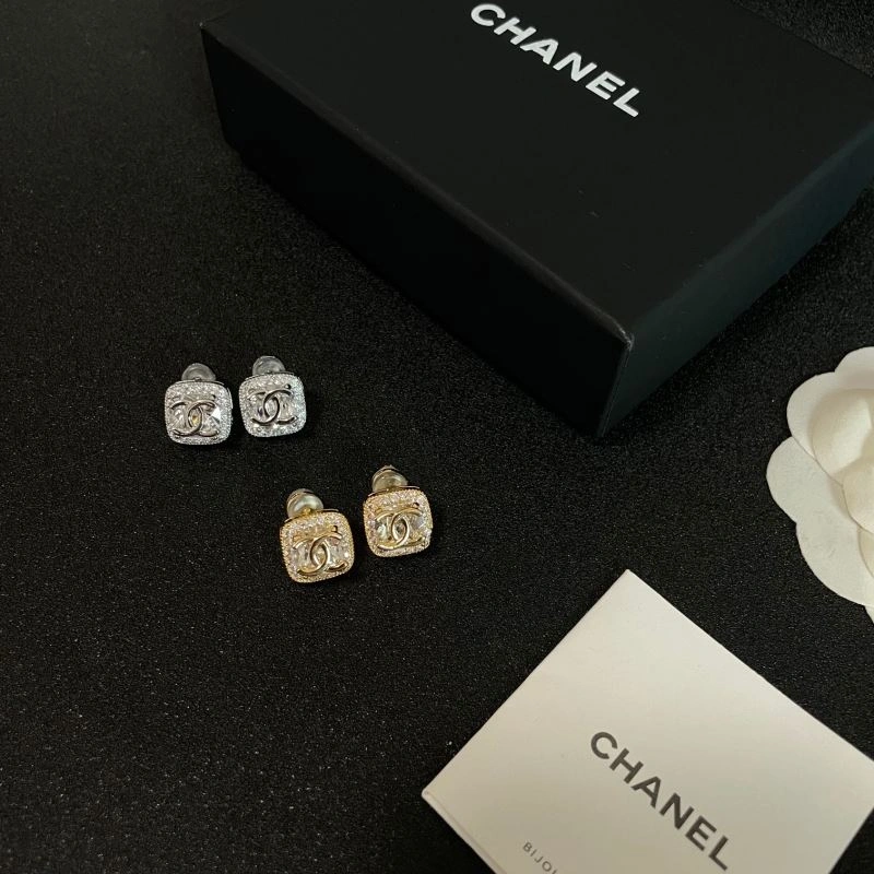High accuracy Chanel Earrings