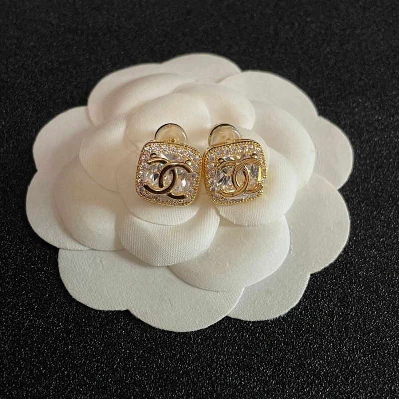High accuracy Chanel Earrings