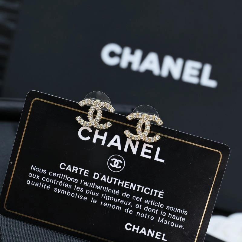 Top match Chanel Earrings