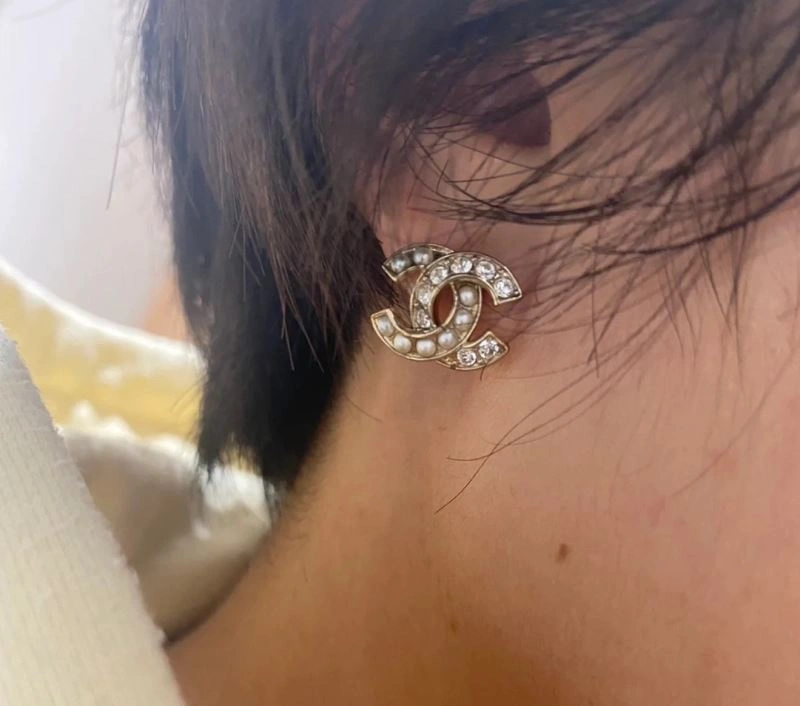 Legit Chanel Earrings