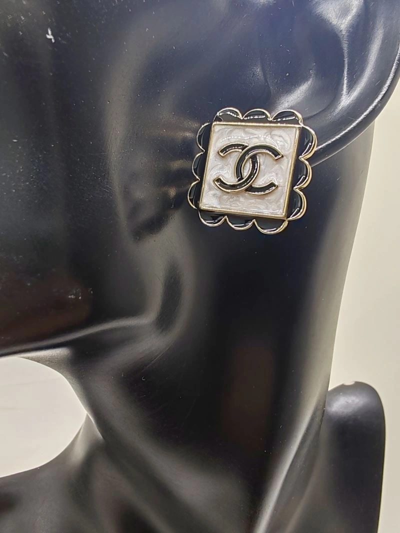 Legit Chanel Earrings