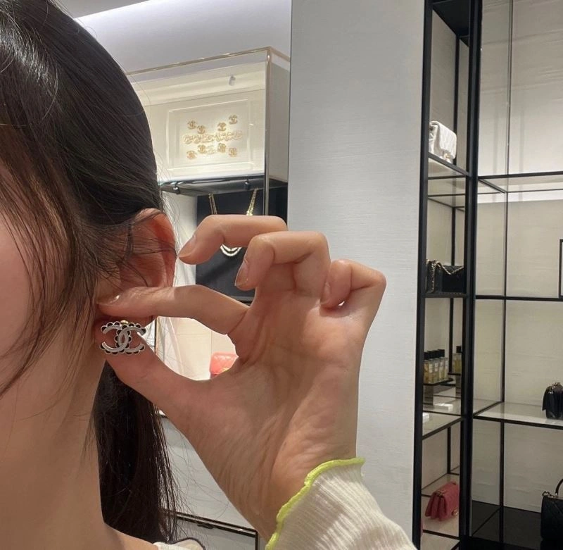 Perfect replica Chanel Earrings