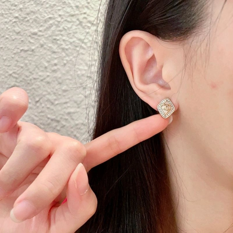 High fidelity Chanel Earrings