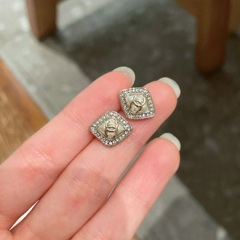 High fidelity Chanel Earrings