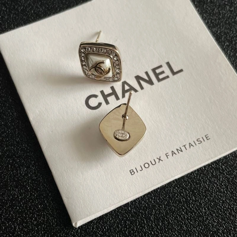 High fidelity Chanel Earrings