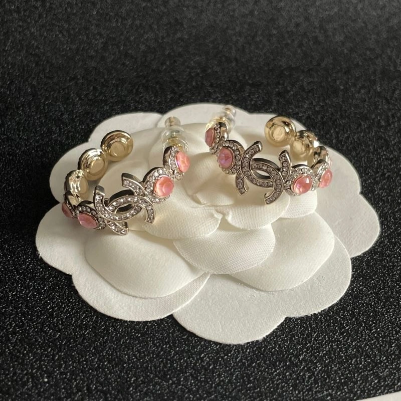 Legit Chanel Earrings