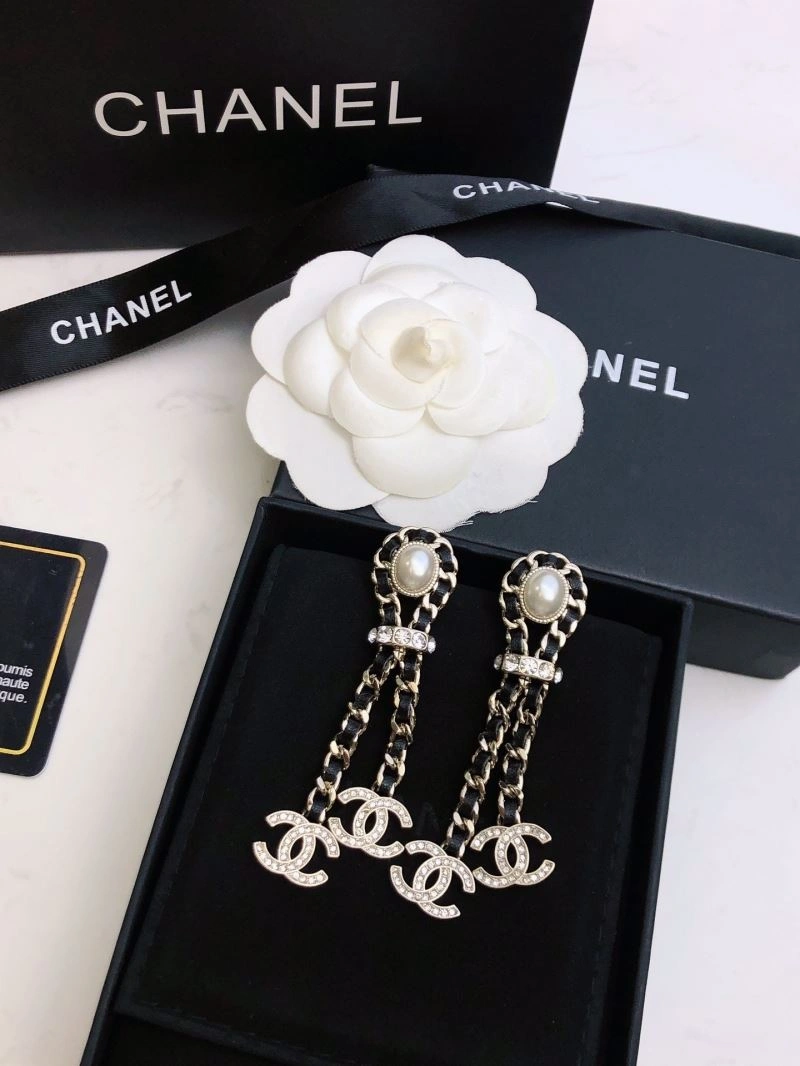 Top mirror Chanel Earrings