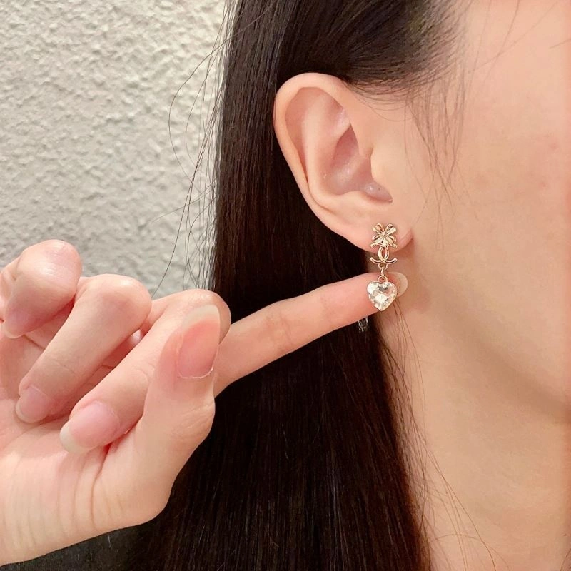 Top match Chanel Earrings