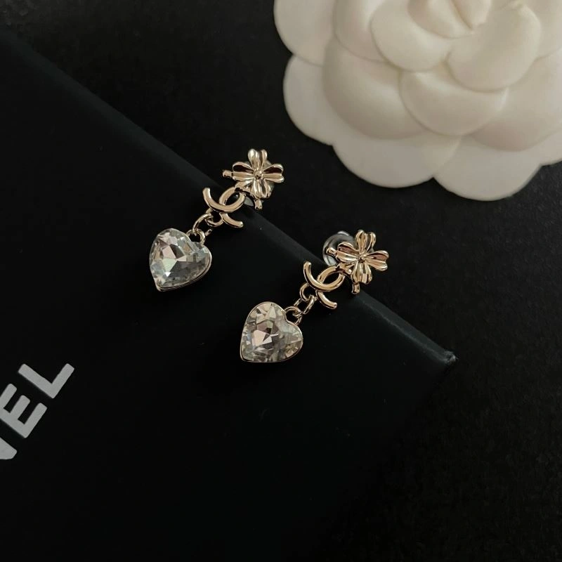 Top match Chanel Earrings
