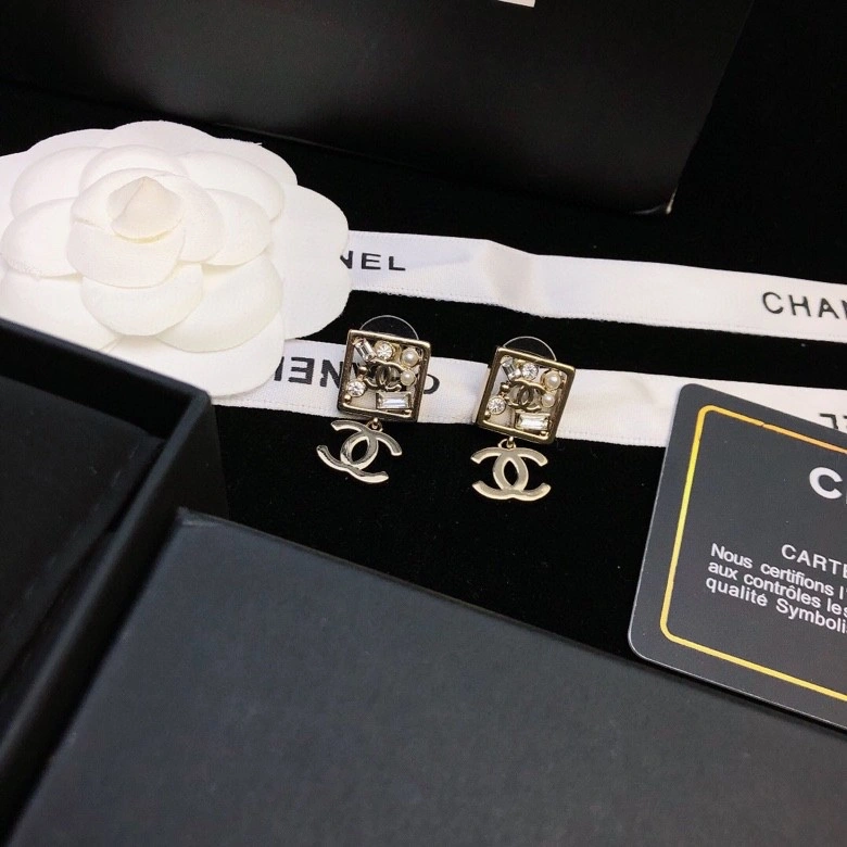 Accurate model Chanel Earrings