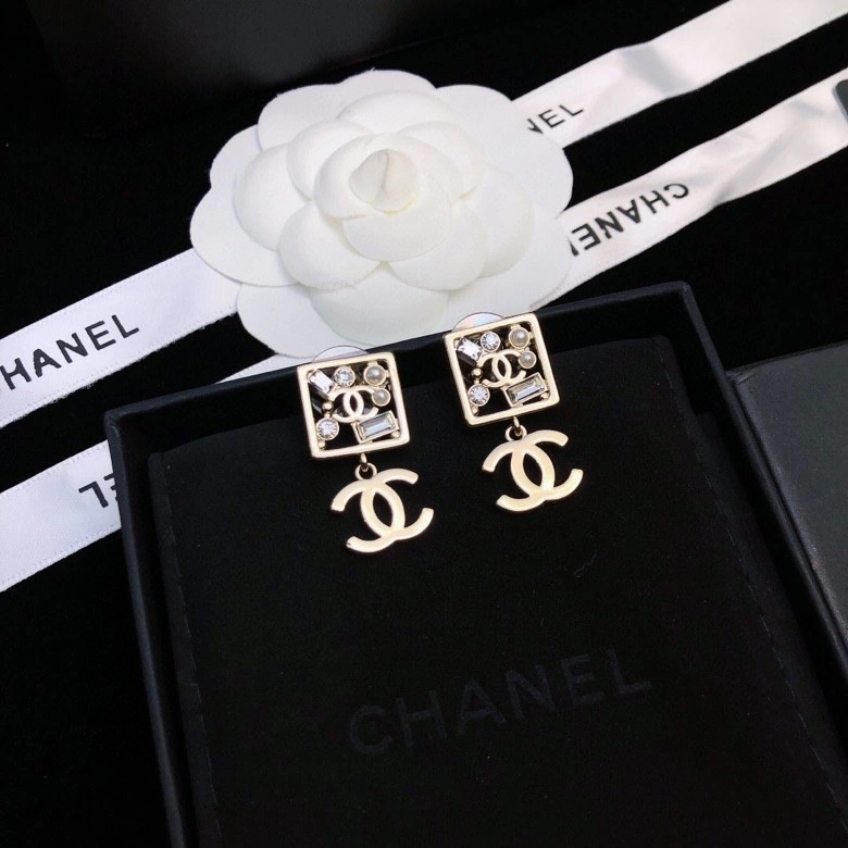 Accurate model Chanel Earrings