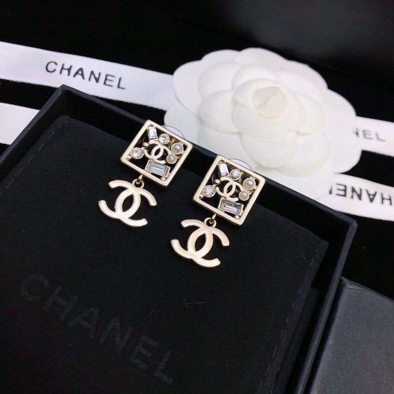 Accurate model Chanel Earrings