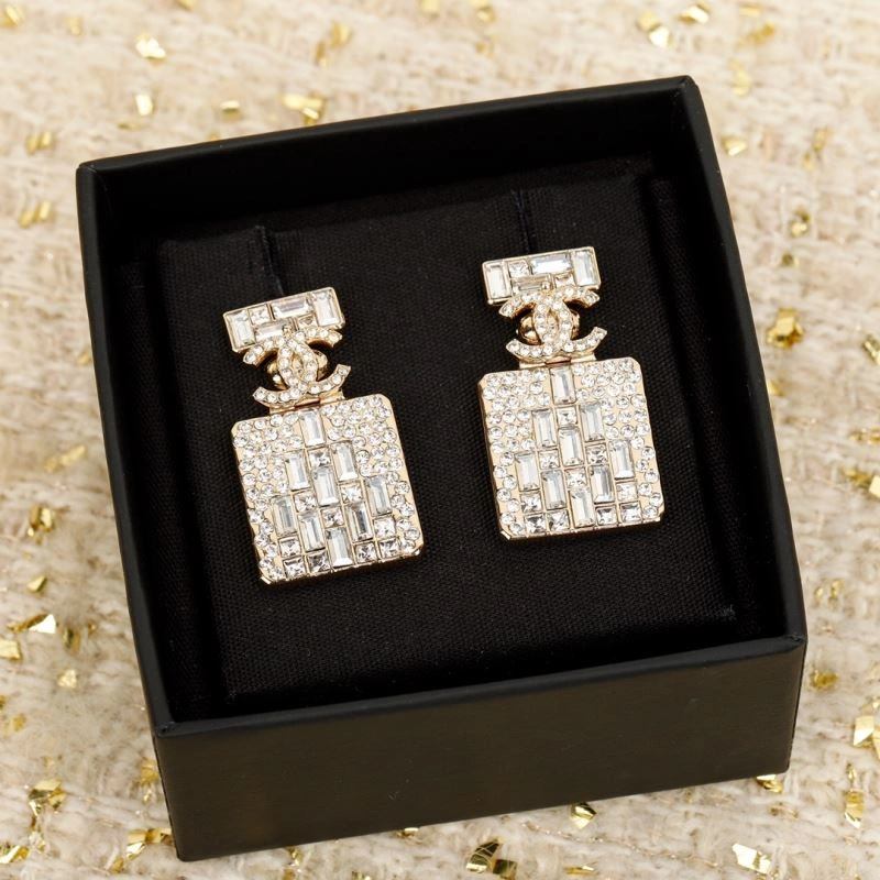 High accuracy Chanel Earrings