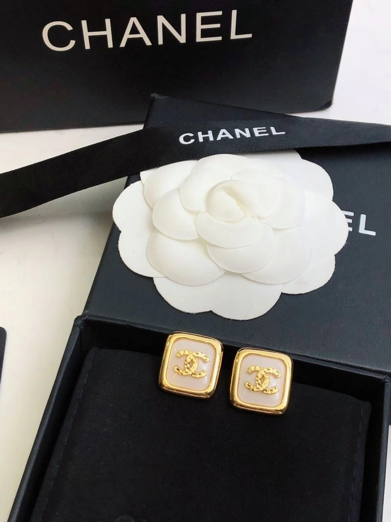 Low-cost Chanel Earrings