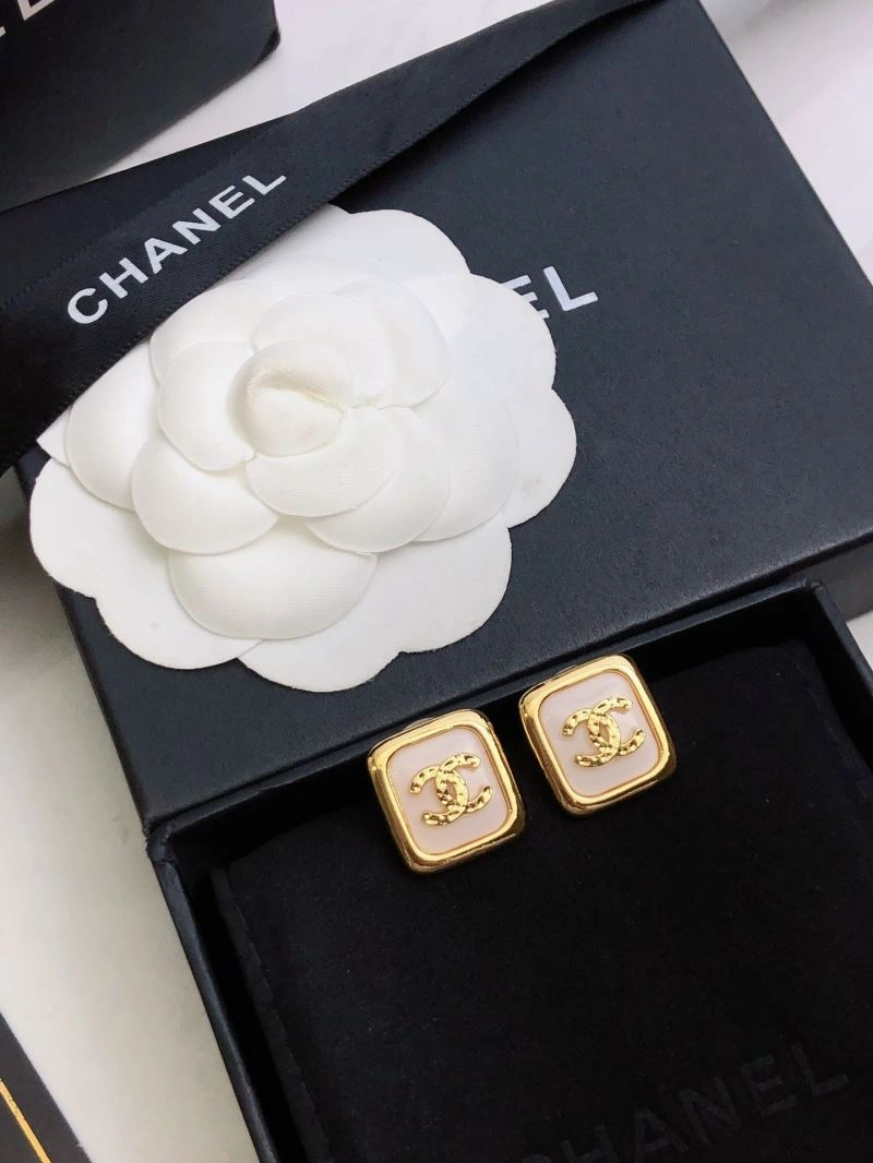 Low-cost Chanel Earrings