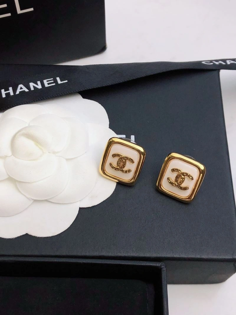 Low-cost Chanel Earrings