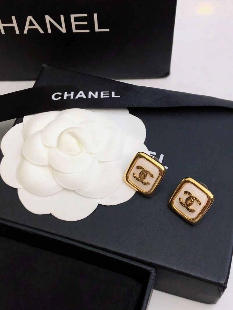 Low-cost Chanel Earrings