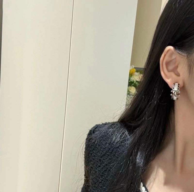 Accurate model Chanel Earrings
