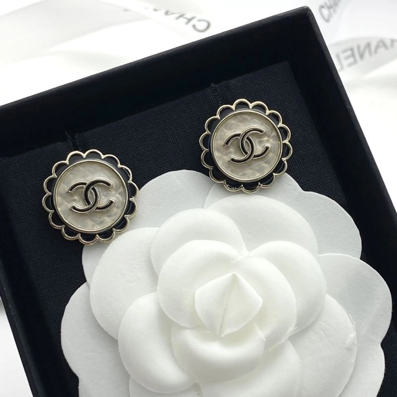 High accuracy Chanel Earrings