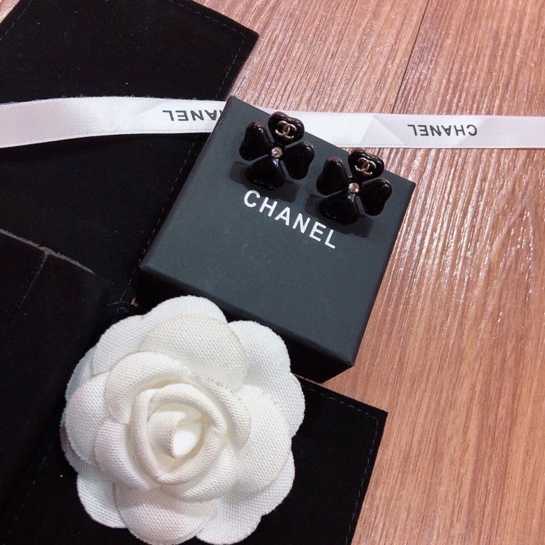 Legit Chanel Earrings