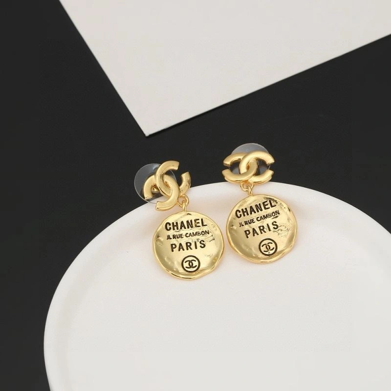 Top mirror Chanel Earrings