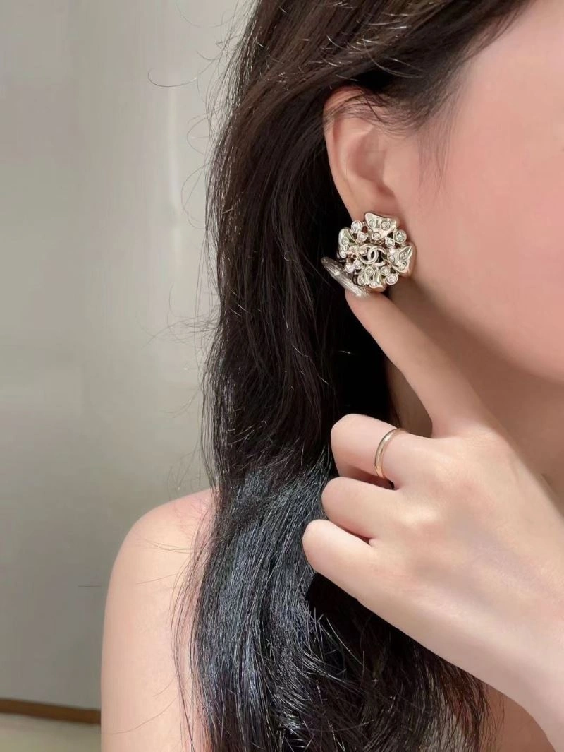 High accuracy Chanel Earrings