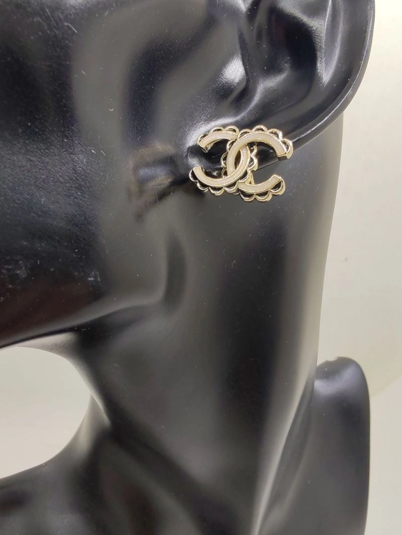 High accuracy Chanel Earrings